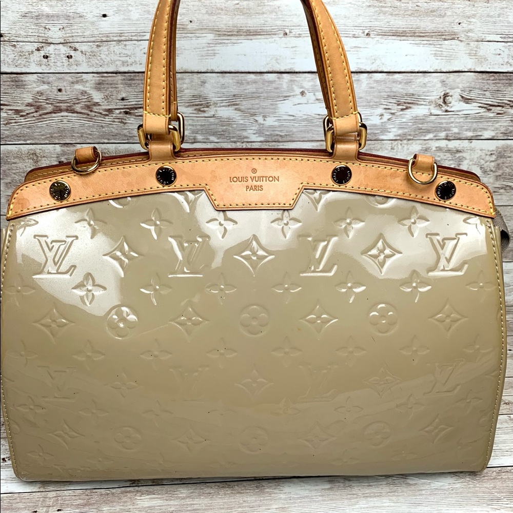 Louis Vuitton Florentine Brea Rose Monogram Vernis Mm… - Gem